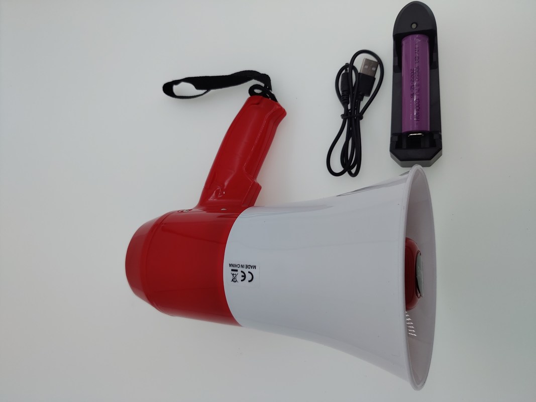 2 - 3 Hour Charge Portable Handheld Megaphone Outdoor Bull Horn Speakers
