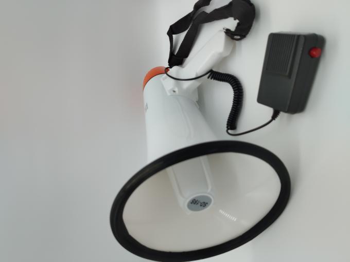 1500 MAh Portable Wireless Hand Held Megaphone Speaker For Outdoor ...